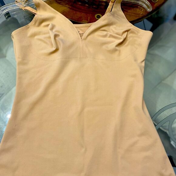 Dkny | Intimates & Sleepwear | Dkny Camisole Shapewear Sz Medium | Poshmark